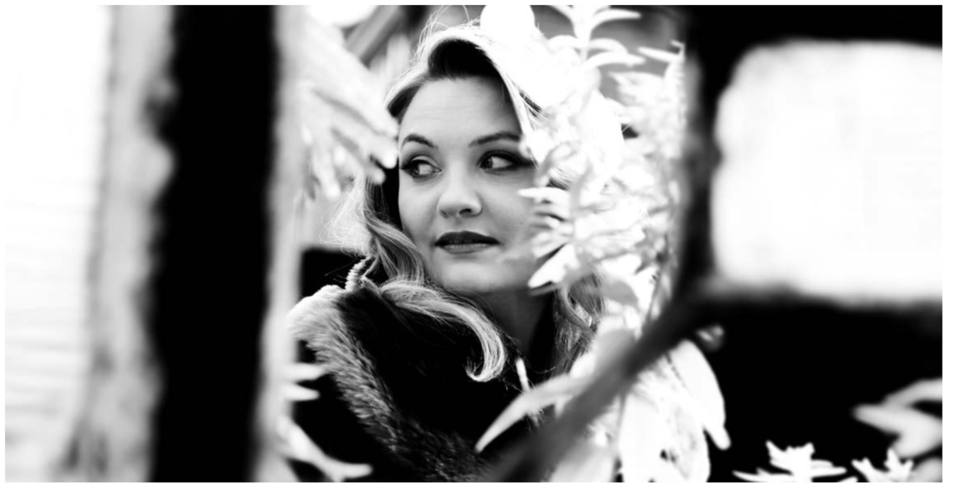 In Less Than Five Minutes, Get to Know - Soprano Jennifer Davis ...