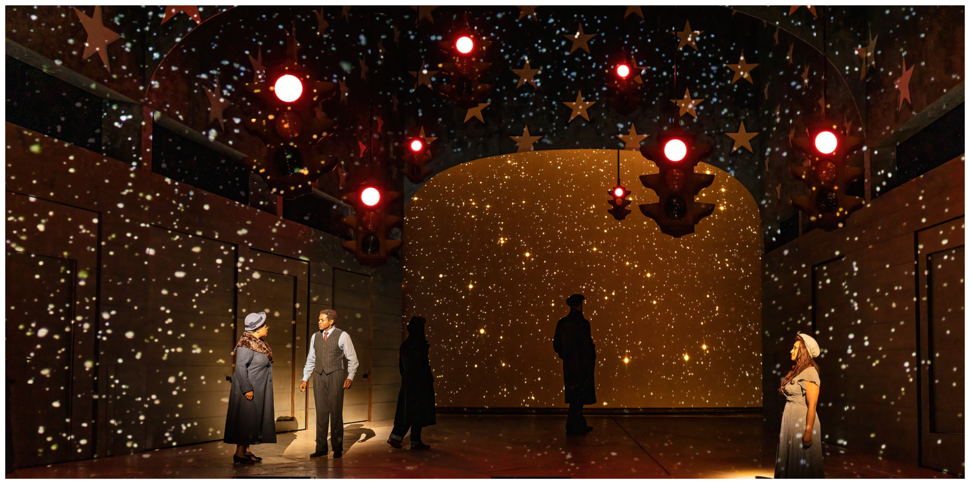 English National Opera 2022 Review: It's a Wonderful Life - OperaWire ...