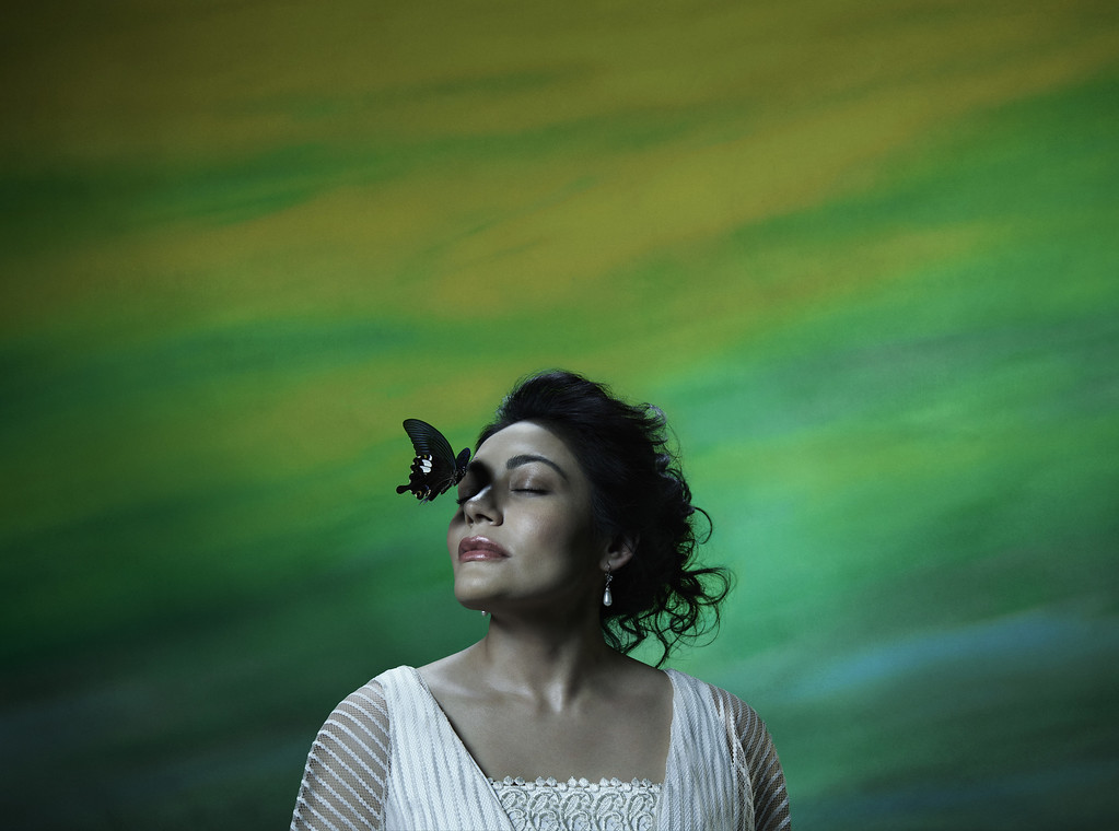 Q & A: Soprano Ailyn Pérez on 'Florencia en el Amazonas' & the ...
