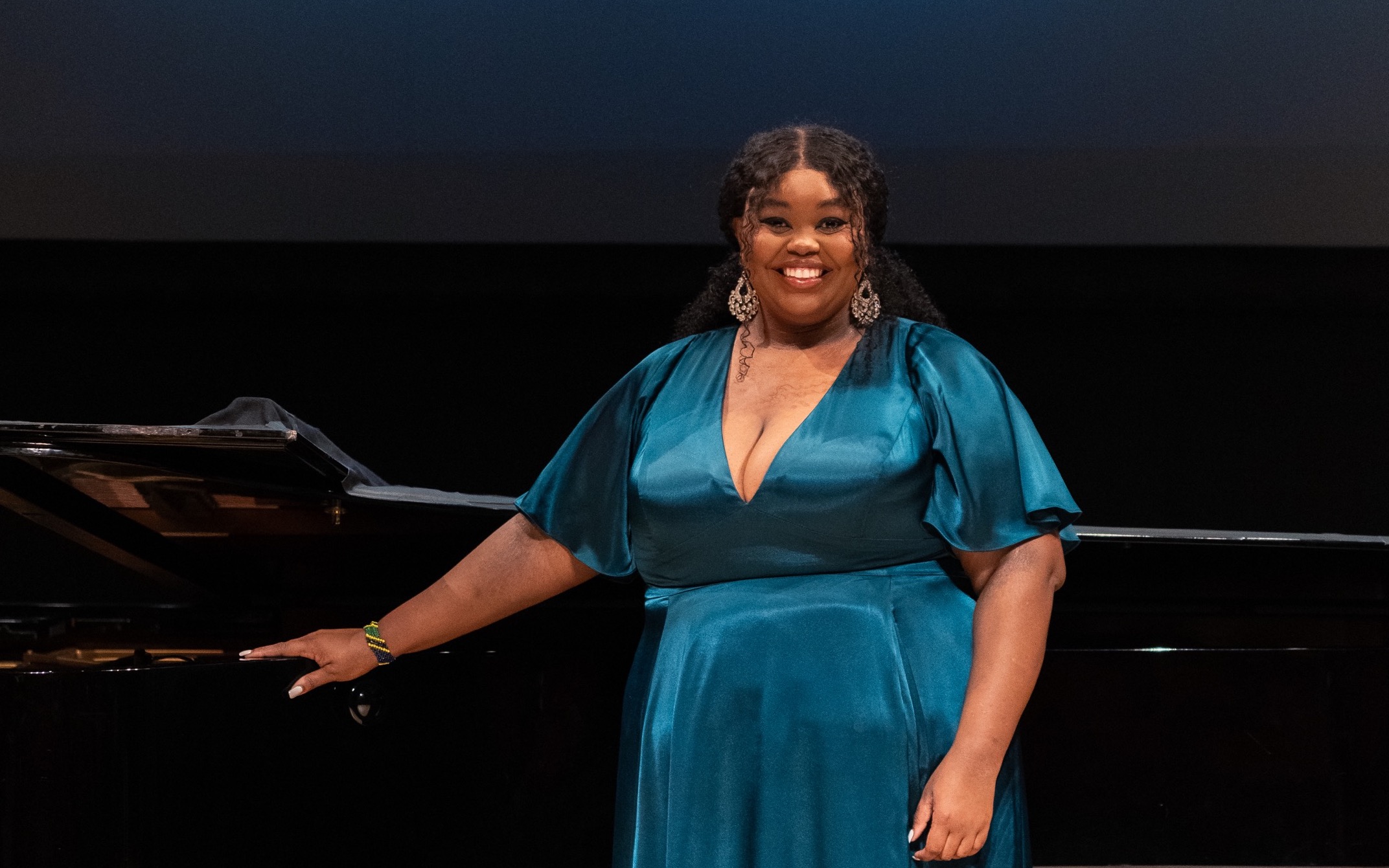 Elizabeth Hanje Wins Top Prize at Houston Grand Opera's 2024 Concert of Arias - OperaWire OperaWire