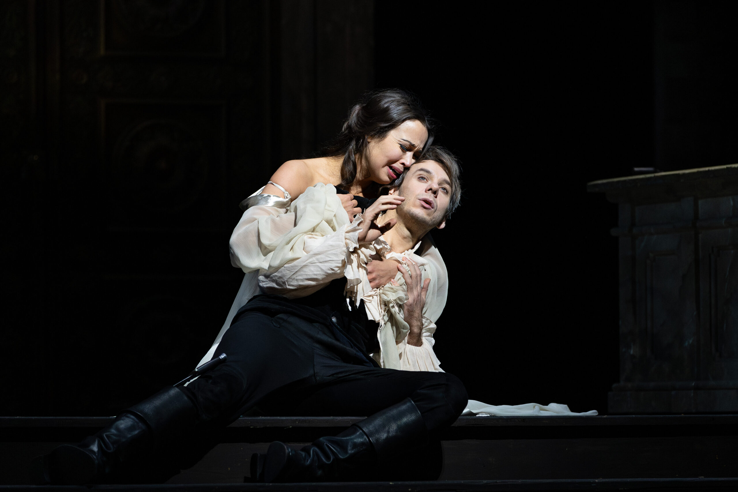 Metropolitan Opera 2023-24 Review: Roméo et Juliette - OperaWire OperaWire