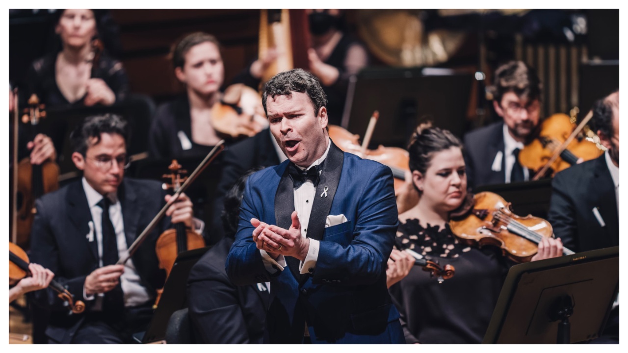 Joshua Hopkins to Premiere Jake Heggie & Margaret Atwood's 'Songs for ...