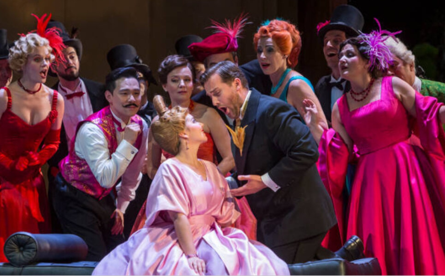 Opéra National de Paris 2024-25 Review: Manon - OperaWire OperaWire