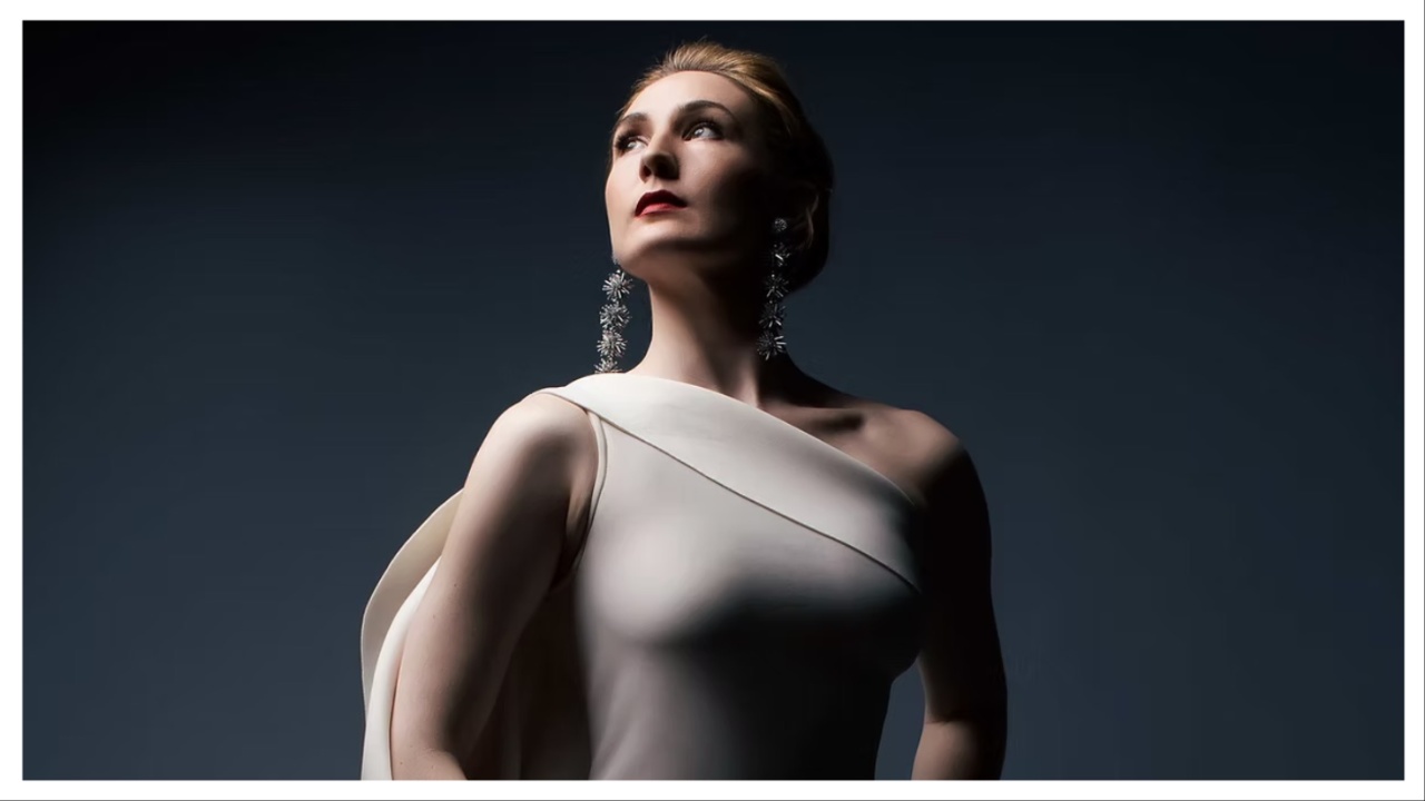 Q & A: Mezzo-Soprano Samantha Hankey on Her Vocal Technique in the Role ...